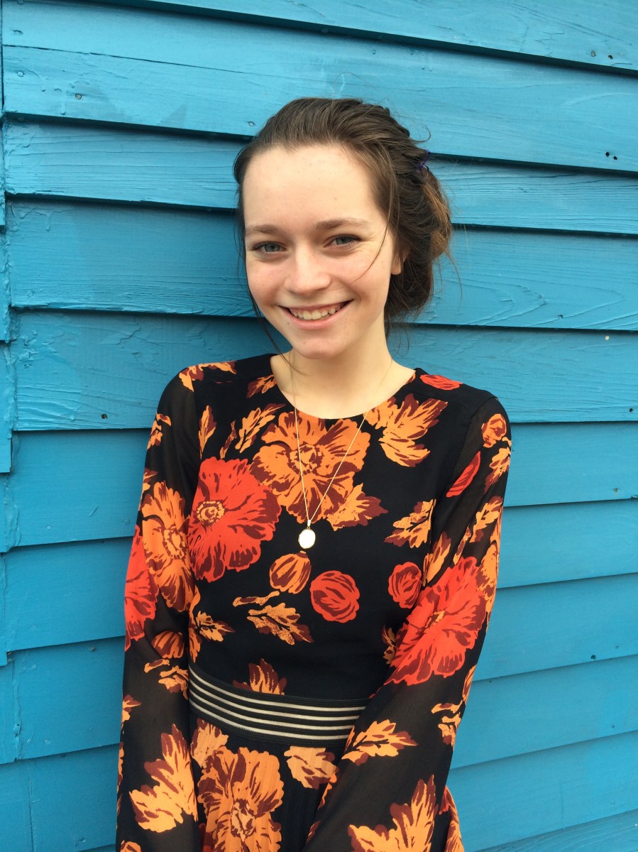 Contrasting Vibrancy – Cecilia Roses